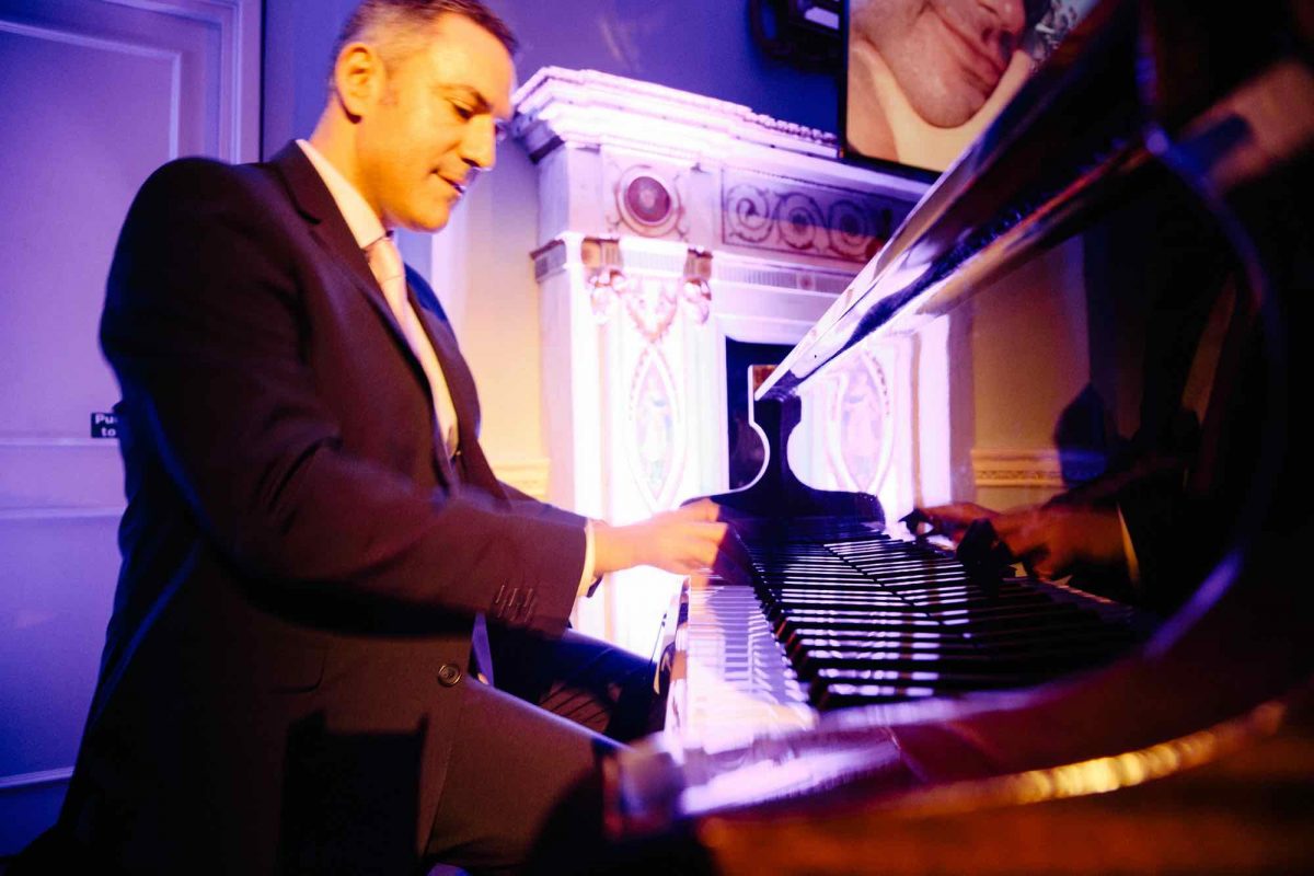 Corporate Event Pianist | London and Home Counties